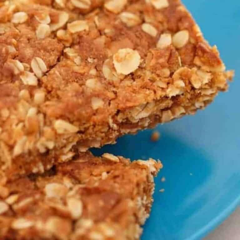 Date and Oat Slice - Mama Loves to Cook
