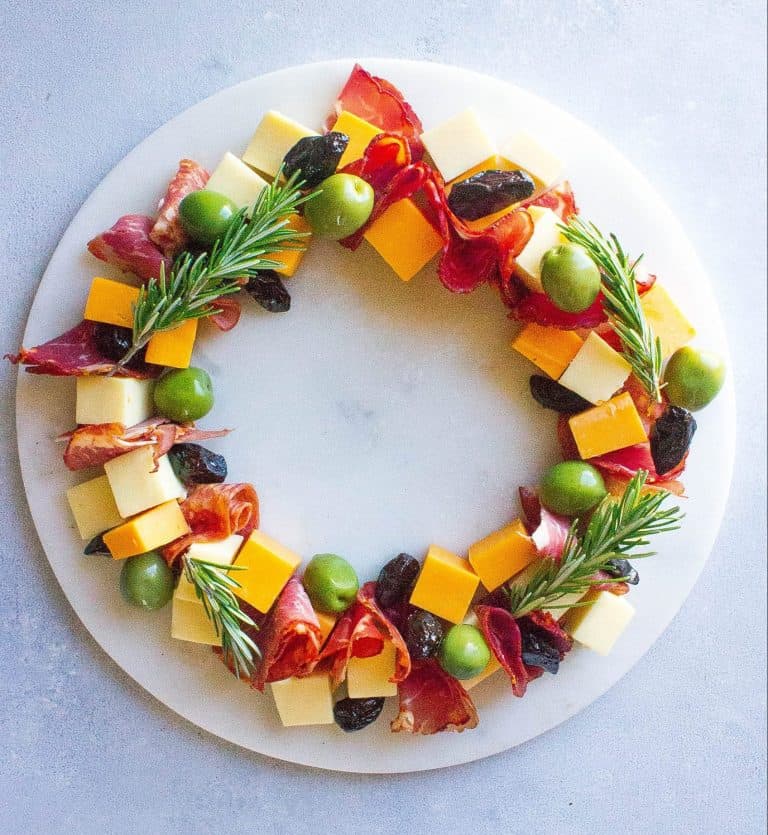 21 Cute Christmas Party Food Ideas - Mama Loves to Cook