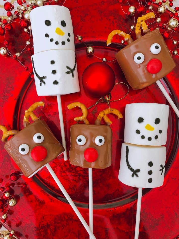 Christmas Marshmallows - Mama Loves to Cook
