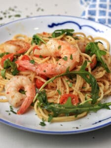 Prawn Aglio Olio - Mama Loves to Cook
