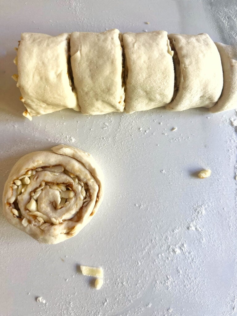 Thermomix Cheese and Vegemite Scrolls - Mama Loves to Cook