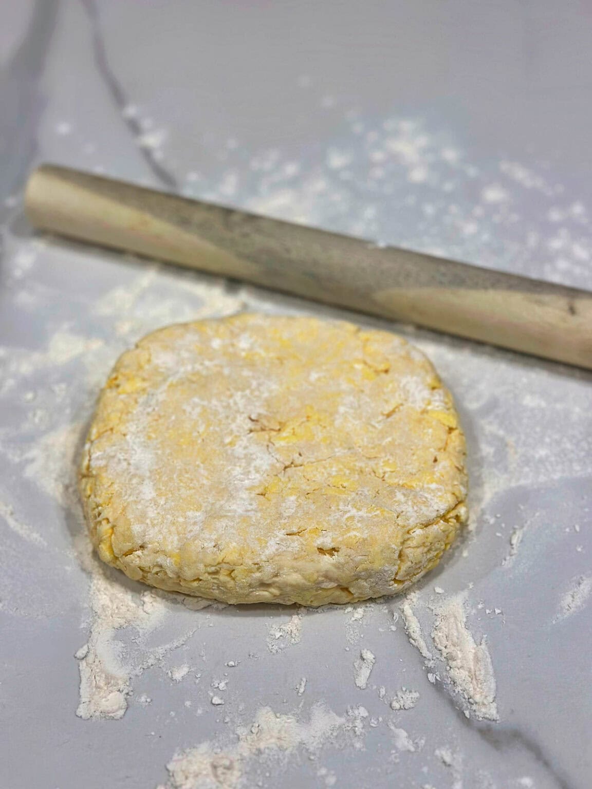 Easy Flaky Pastry (step-by-step guide) - Mama Loves to Cook